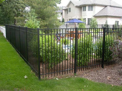 Custom Wrought Iron & Steel Fences - METALFORM™ UK