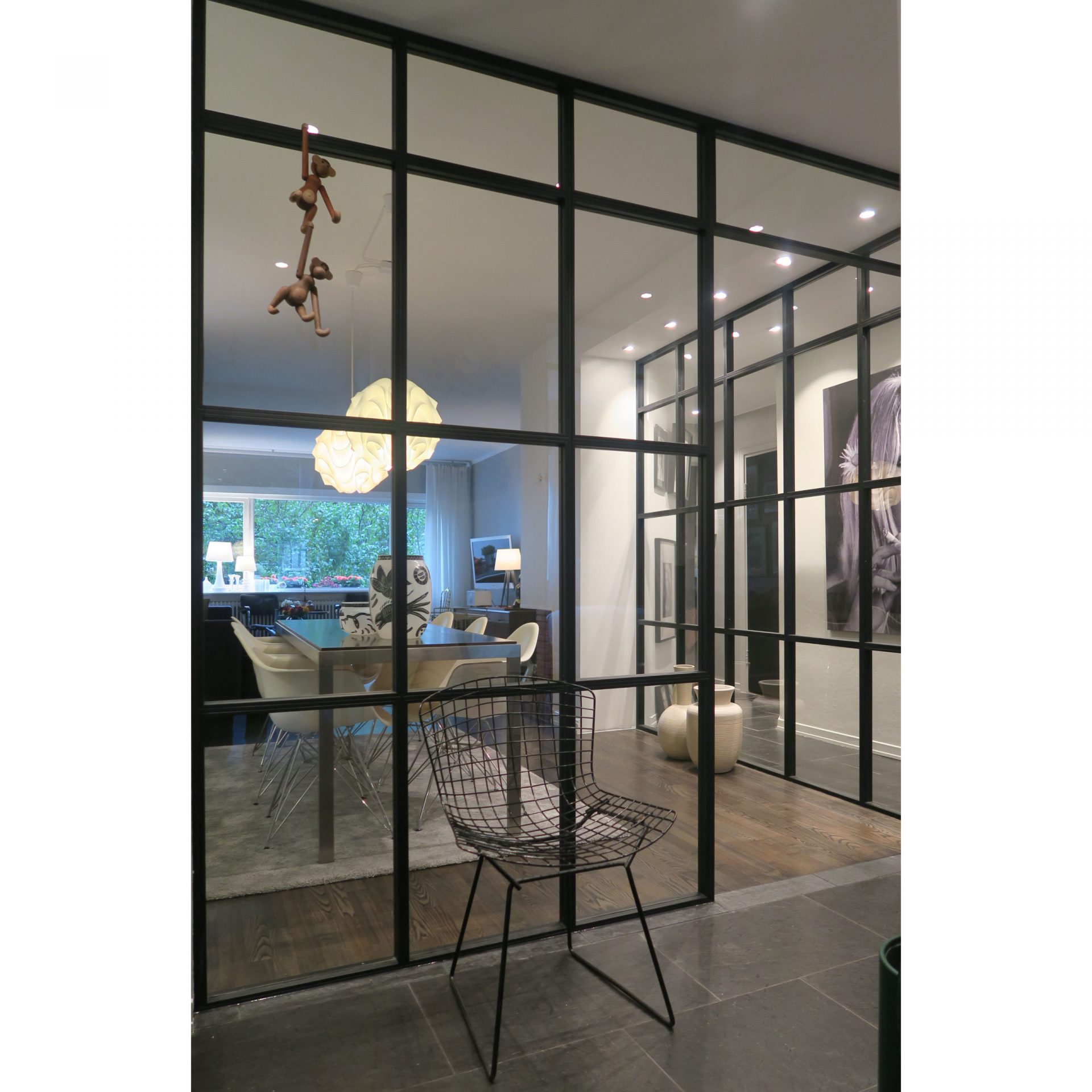 MULTIPLEX PARTITION WITH DOORS