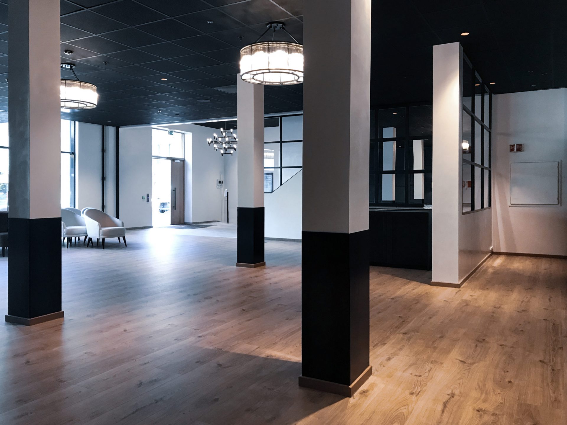 INTRO PANEL AND COLOUMN COVERS