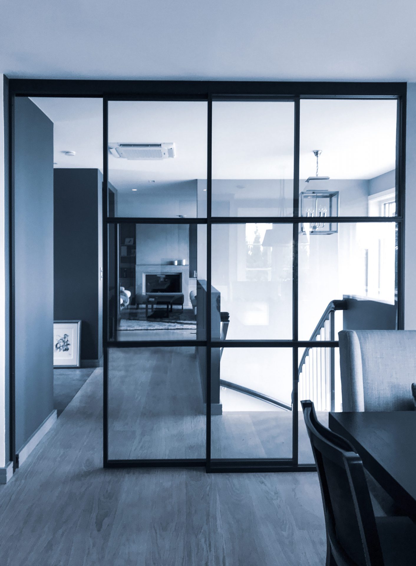 ALTO SLIDING DOOR WITH FIXED PANEL